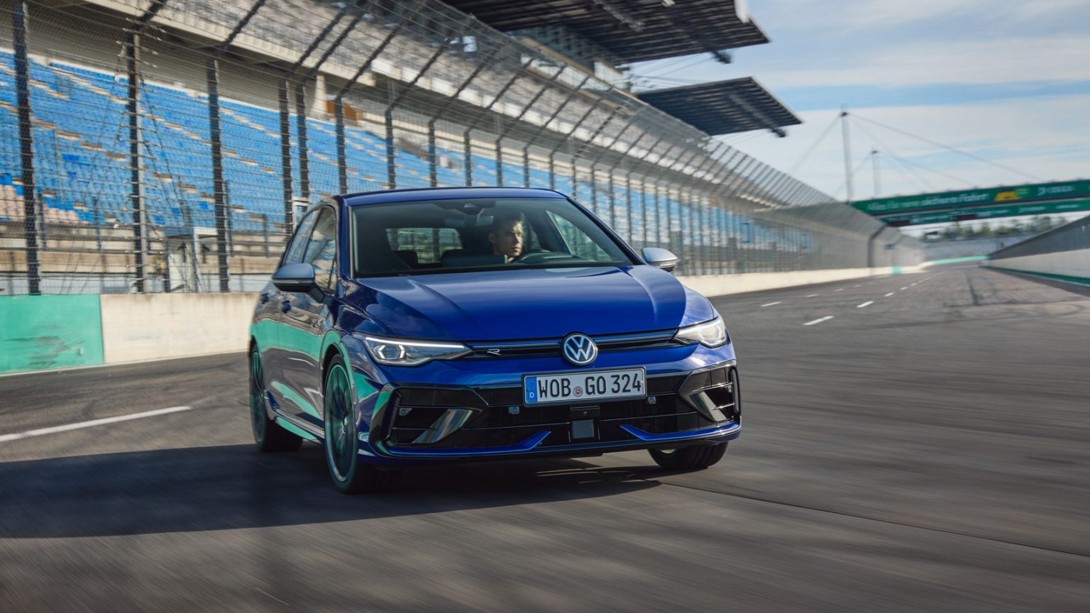 Volkswagen-Golf-R-10 - Högsta Växeln