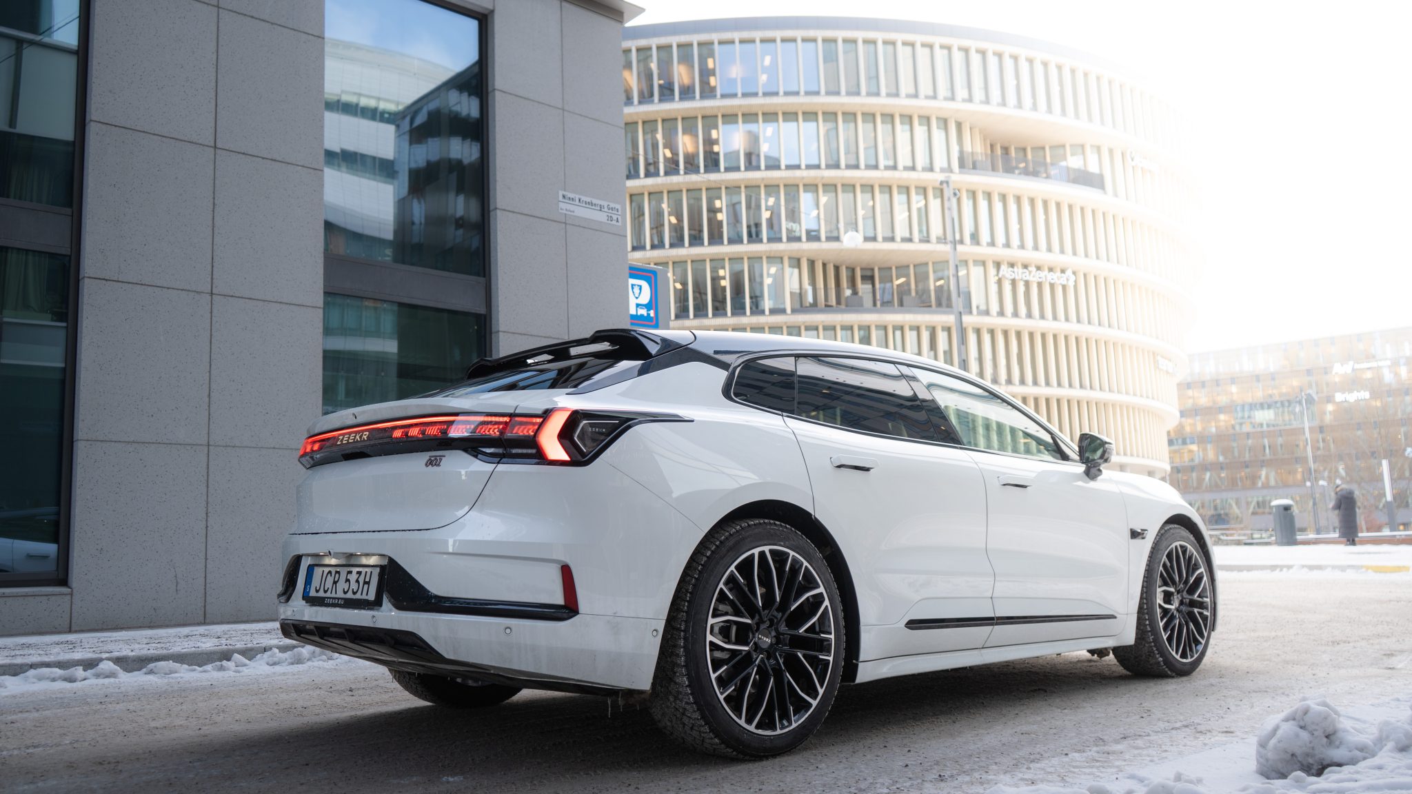 Test: Zeekr 001 - prisvärd lyx & prestanda på kinesiska | Högsta Växeln