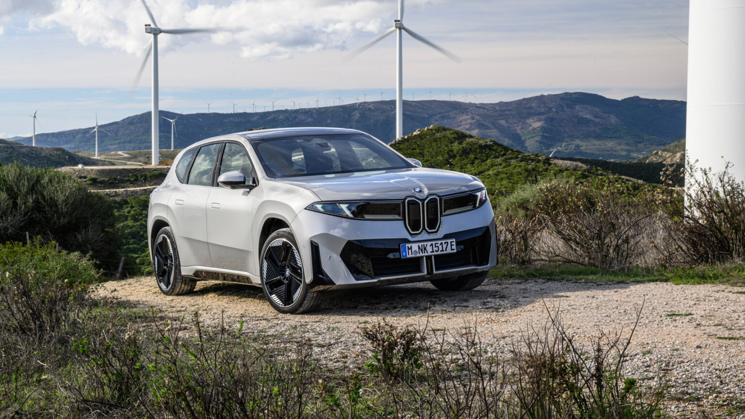 BMW iX3 är världens bästa bil 2026 – tar hem dubbla titlar | Högsta Växeln