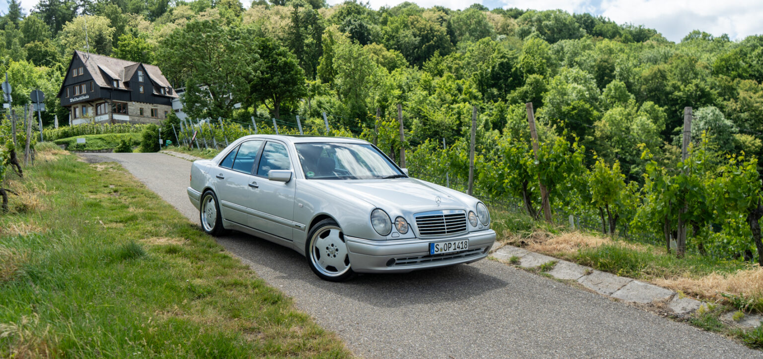 Test: Mercedes-Benz E 50 AMG från 1996 – underskattad ikon | Högsta Växeln